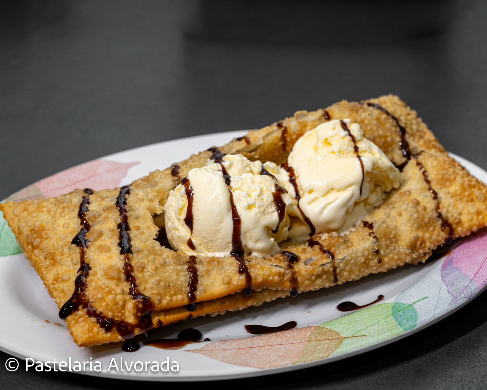 Pastel Gateau: A revolução do sabor - Pastelaria Alvorada